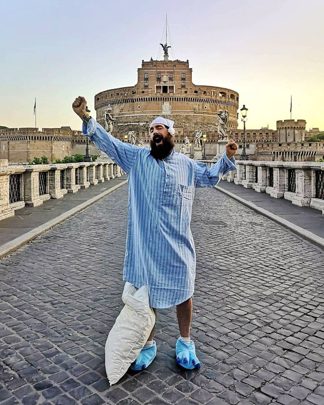 Roma. Dentro lo smartphone, a piedi e quasi gratis: intervista a ...