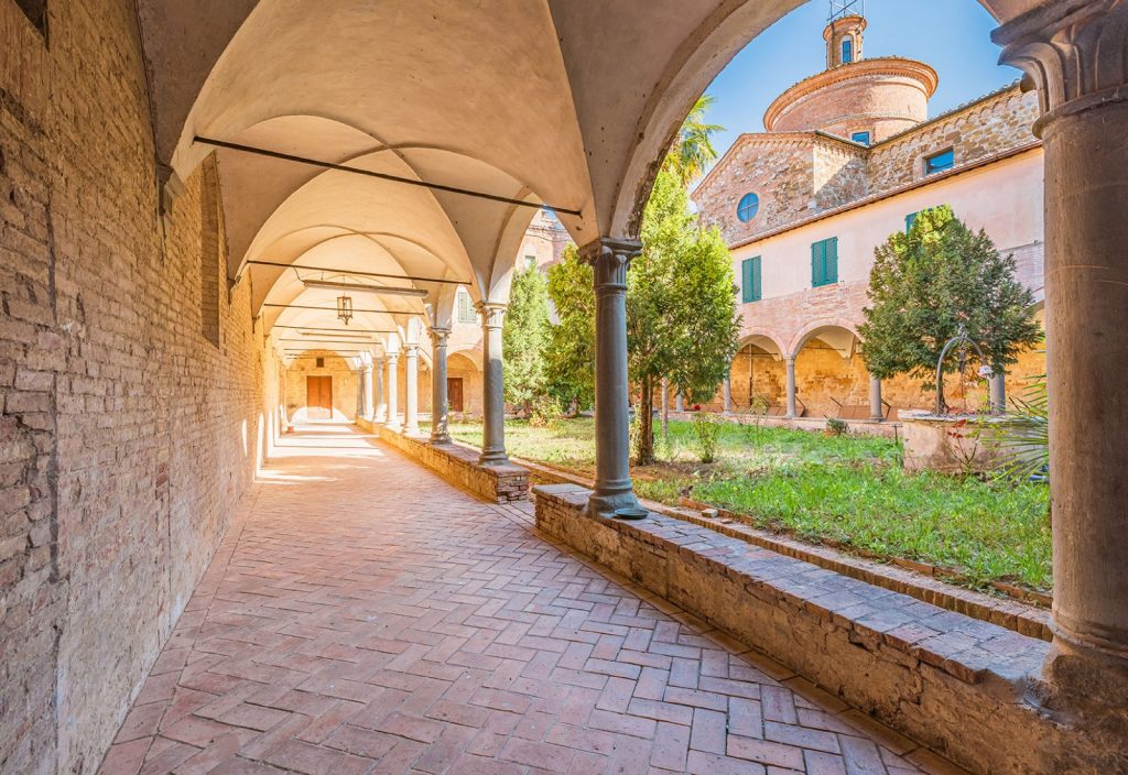 Il Monastero più antico della Toscana è in vendita - Il blog di Casa.it