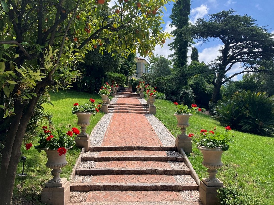 Riapre il Giardino di Villa Rezzola: un angolo di paradiso ritrovato a ...