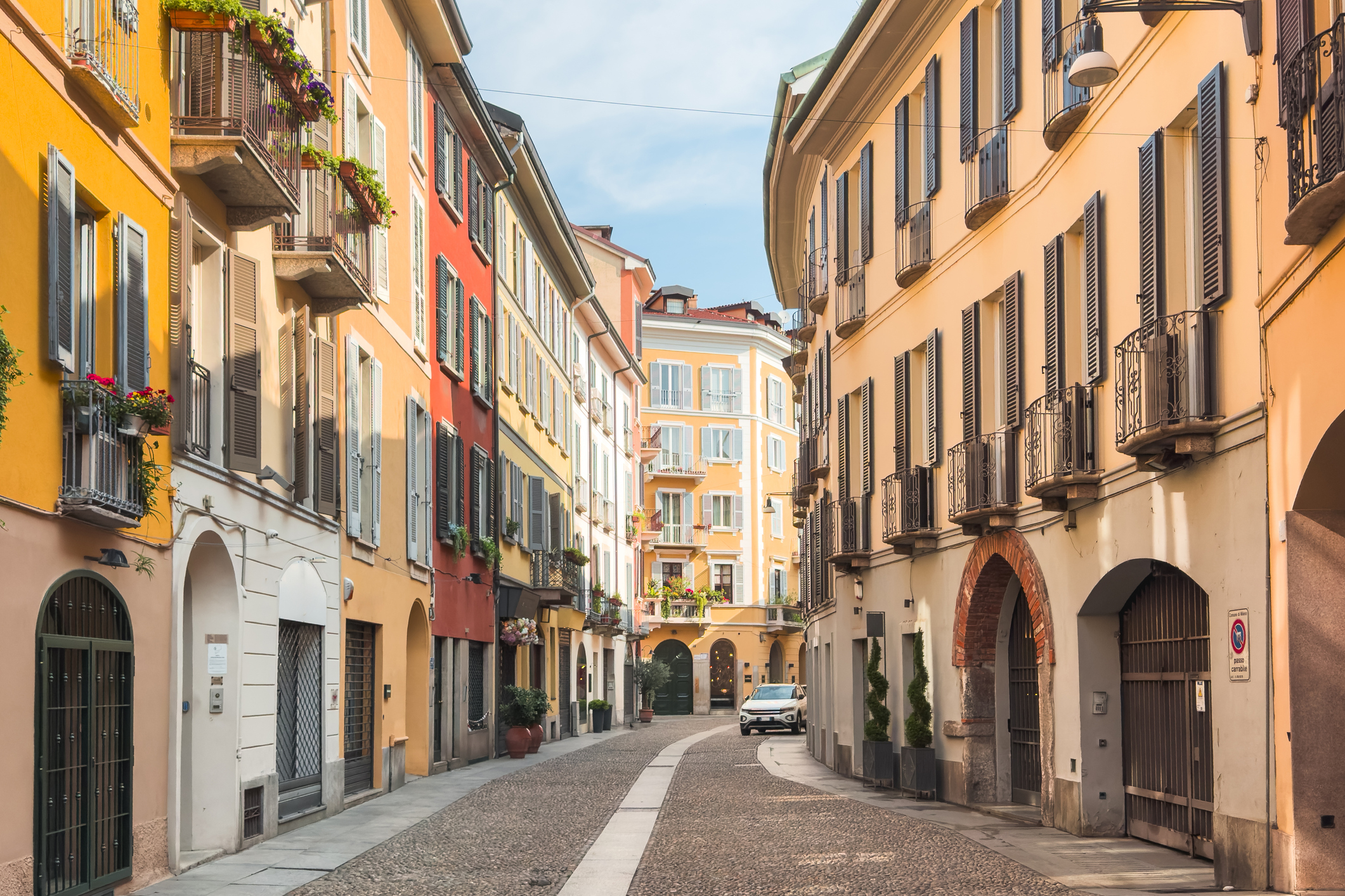 Brera: la Milano che unisce storia, design e vita di quartiere - Il ...